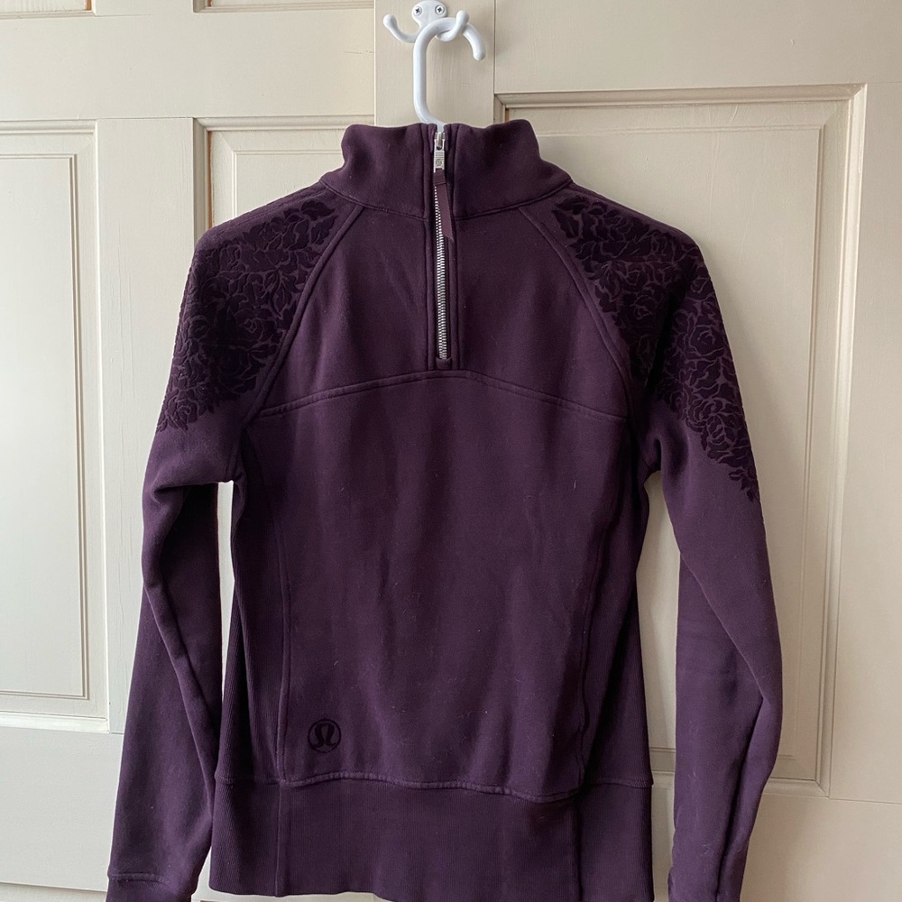 Lululemon Sweatshirt With Velvet Detail - Gem